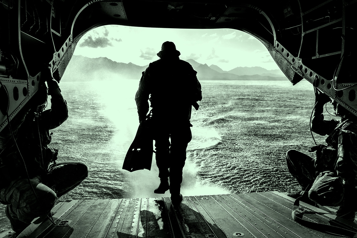 Rugged military laptops - MilDef - WE ARMOR IT.